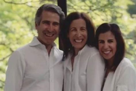 Larry Tanenbaums Wife Judy Tanenbaum Is Highly Involved In Charity