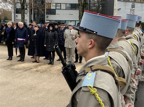 Vosges Épinal rend hommage aux morts dAfrique du Nord lors dune
