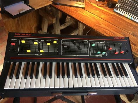 Estradin Solaris 314 Soviet Analog Poly Synth Reverb
