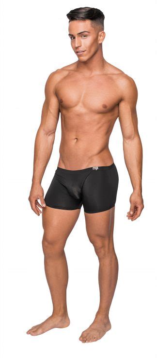 Seamless Sleek Short W Sheer Pouch Envy Body Shop