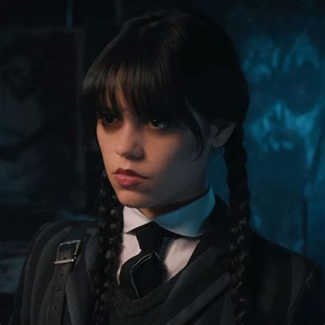 Wednesday Addams Icon Wandinha Addams Wandinha Fotos De Gatinhos