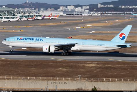 Hl8042 Boeing 777 3b5er Korean Air Wang Zerui Jetphotos