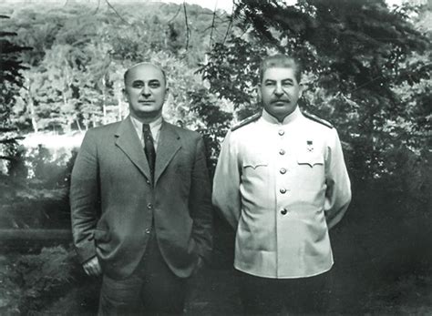 მოკალით სტალინი კვირის პალიტრა