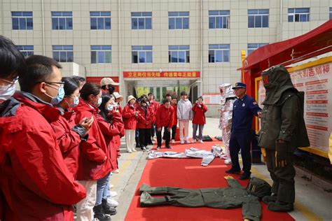 山南市消防救援支队携手团市委开展“消防零距离”主题党日活动澎湃号·政务澎湃新闻 The Paper