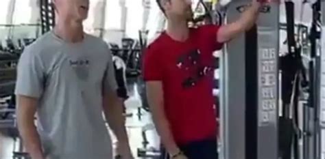 Video Cristiano Ronaldo Le Enseña A Novak Djokovic Las Técnicas Para