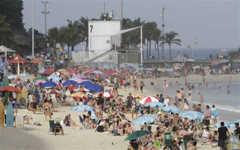 Frente Fria Deixa Tempo Instável No Rio Marinha Emite Aviso De Ressaca