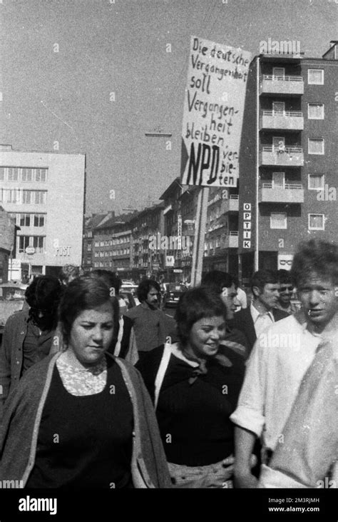 Rechtsextreme Politische Partei In Deutschland Fotos Und Bildmaterial In Hoher Auflösung Alamy
