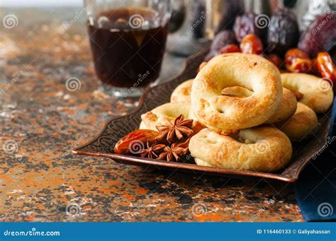 Traditional Arabic Date Ring Cookies Kaak Bi Ajwa Popular Coo Stock