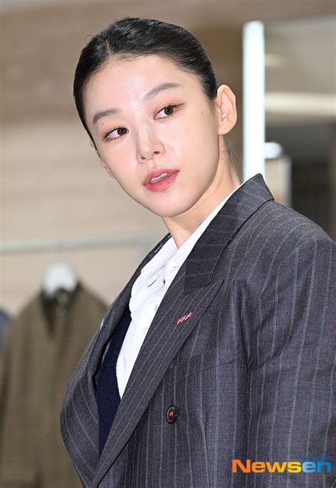 이주명 시선강탈 미모 포토엔hd 손에 잡히는 뉴스 눈에 보이는 뉴스 뉴스엔