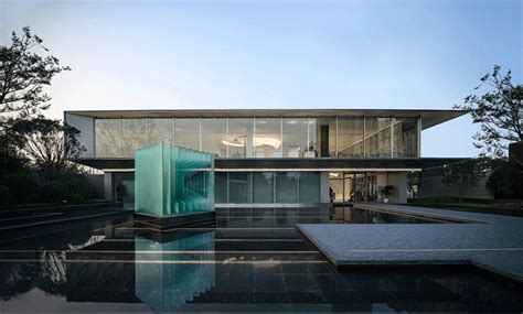 Glass Art Work Ultimate Reflections