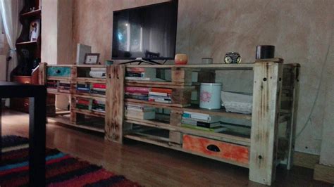 Un mueble de TV de palets de estilo rústico I Love Palets Muebles