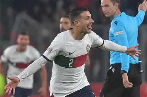 Portugal Slo Tsjekkia Borte Til Toppen Av Tabellen Norge Fansbutikk