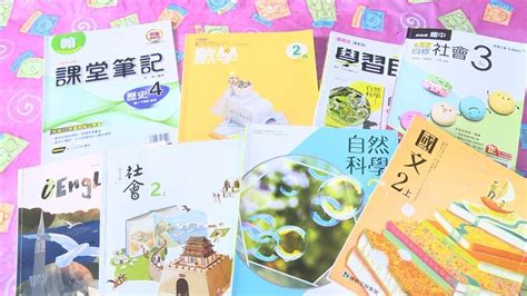 父親報名國中會考「霸氣考給女兒看」 狂k重寫考古題以身作則｜四季線上4gtv