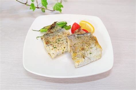 太刀魚タチウオって漁師が選ぶ最も美味しい魚山梨からも身近なタチウオ釣り