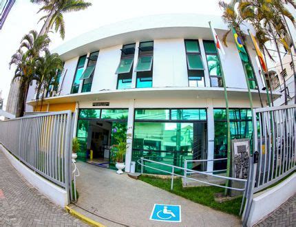 Câmara entrega documentos da CPI da Educação para Polícia Civil de