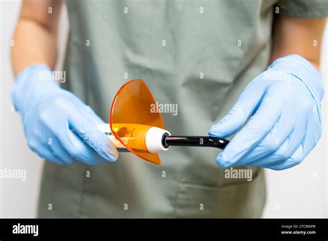 Dental Ultraviolet Curing Light Tool With Orange Uv Light Blocking