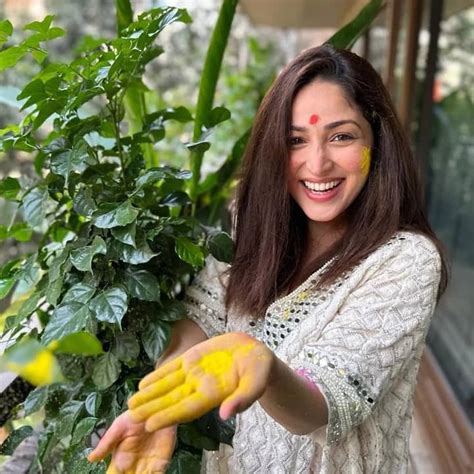 Article 370 Actress Mom To Be Yami Gautam Shared Her Holi 2024