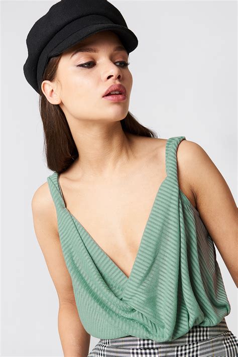 Twisted Front Rib Singlet Green Na Kd