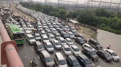 Farmers Rally Pics Of Traffic Snarls On Delhi Borders The Times Of