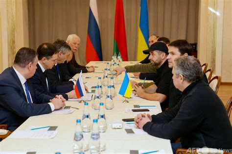ロシア・ウクライナ、3日に停戦協議 ポーランド・ベラルーシ国境で 写真3枚 国際ニュース：afpbb News