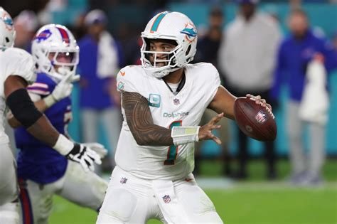 Dolphins Deep Dive Whos To Blame For Ball Distribution Tua Or