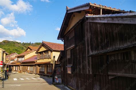 世界遺産である石見銀山の街並み Stock Photo Adobe Stock
