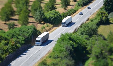Open Vs Enclosed Car Shipping Discover The Difference VastInfoHub
