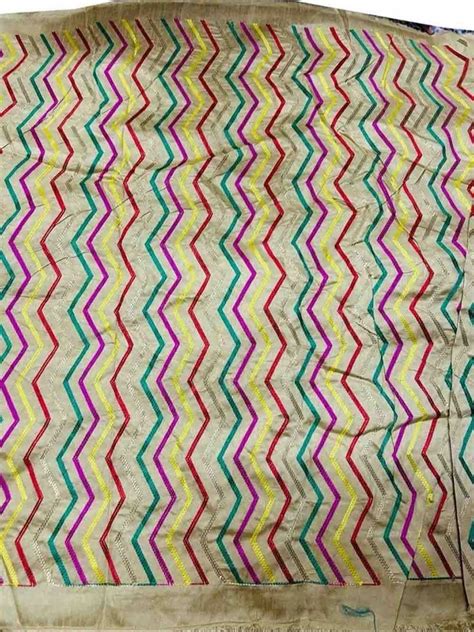 150 Gsm Zig Zag Print Silk Fabric At ₹ 75meter रेशम का प्रिंटेड