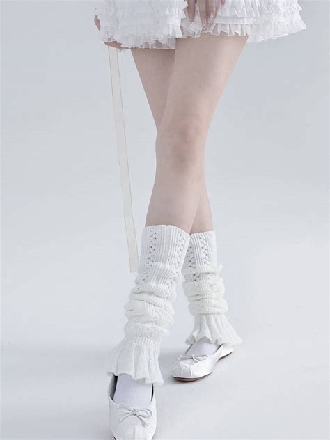 Scalloped Ruffle White Knitted Leg Warmers