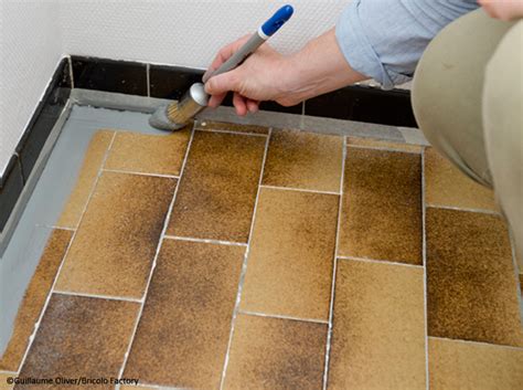 Peinture carrelage pour le sol Elle Décoration