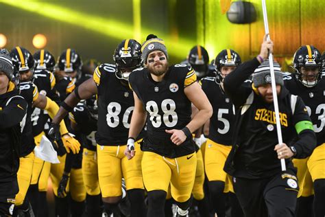 Pat Freiermuth Is The Steelers Week 1 Offensive X Factor