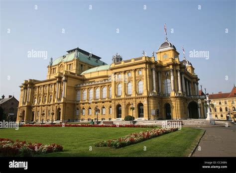 The Croatian National Theatre Zagreb Croatia Stock Photo Alamy