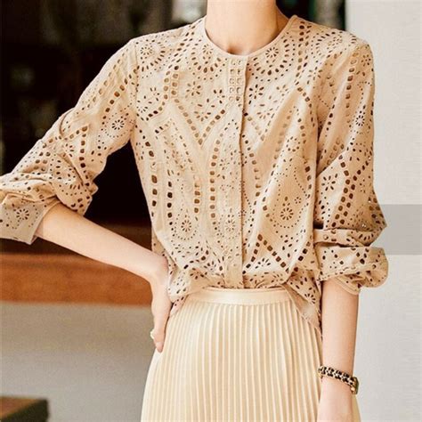 포스티 헤레이스 펀칭자수블라우스ymsh23ss632 포스티 헤레이스 펀칭자수블라우스ymsh23ss632