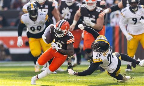 Elijah Moore Player Props Odds Tips And Betting Trends For Week 14