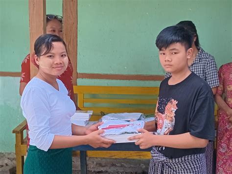 ဟိုပင်မြို့ရှိ အခြေခံပညာကျောင်းများတွင် ၂၀၂၄ ၂၀၂၅ ပညာသင်နှစ်အတွက် ကျောင