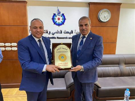 رئيس أكاديمية البحث العلمي والتكنولوجيا يشيد بالتعاون مع جامعة الأزهر