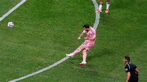 Benarkah Lionel Messi Sejajar Dengan Legenda Nba Michael Jordan