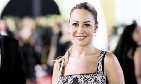 عاجلالنيابة العامة تأمر بإخلاء سبيل منة شلبي بضمان مالي