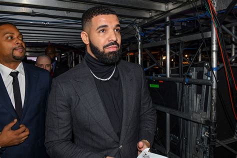 Drake Removes Michael Jackson Song From Tour Amid Leaving Neverland