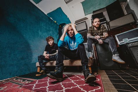Free Alternative Pop Punk Metal And Indie Radio Stations