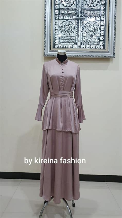 Pin Oleh （｡‿‿