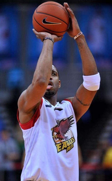 违体犯规与技术犯规的差别（fiba） 哔哩哔哩