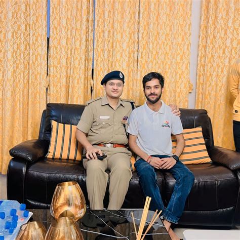 Himanshu Yadav On Linkedin Leadership Inspiration Publicservice Kawardha