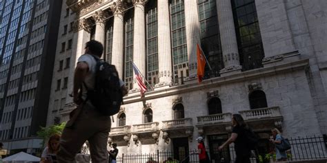 Stock Market Today Dow Ekes Out Slight Gain To Finish Higher For Sixth