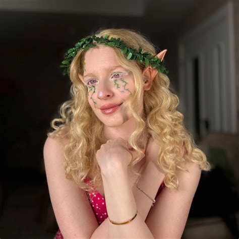 Şule Arapoğlu Yılmaz Elf Elf Elf 🧝🏻‍♀️🧝🏻‍♀️🧝🏻‍♀️ Makyaj Melisazby Instagram