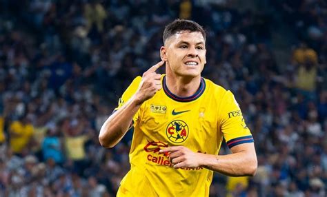 Emilio Azcárraga Jean Premia A Los Campeones Del América Con Autos Y