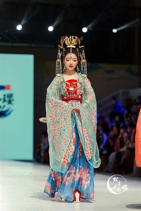 Chengdu Hanfu Festival 2020 Hanfu Fashion Show