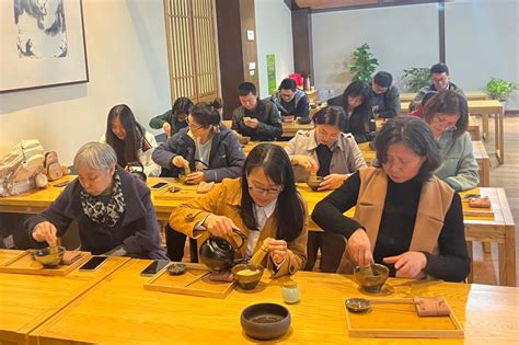 化材学院举行走进春天 感受自然踏春活动 浙江农林大学化学与材料工程学院网站
