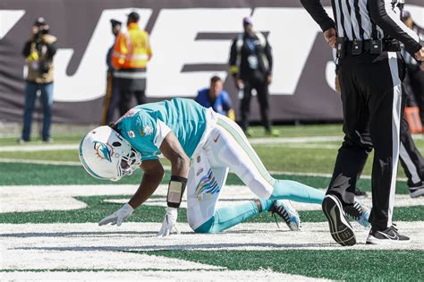 Miami Quarterbacks Tagovailoa Bridgewater Out Of Concussion Protocols