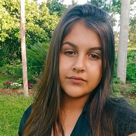 Amanda Almeida Amandaaalmeida • Threads Say More